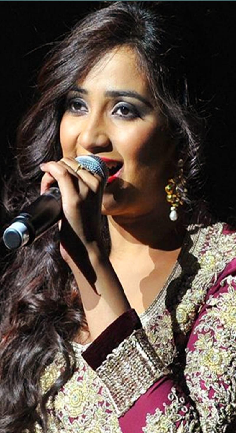 Tomake Lyrics | তোমাকে | Tumi Hasle Amar Thote Hasi | Shreya Ghoshal ...